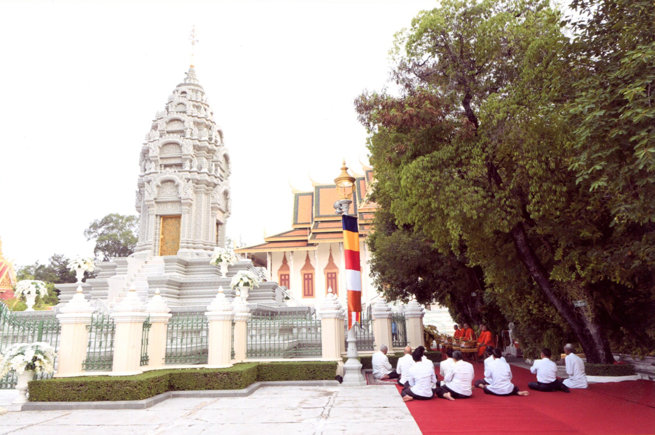 King-Father Norodom Sihanouk of Cambodia - Family of King-Father ...