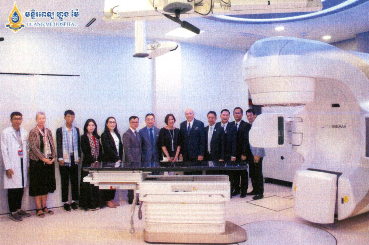 King-Father Norodom Sihanouk of Cambodia - Family of King-Father ...