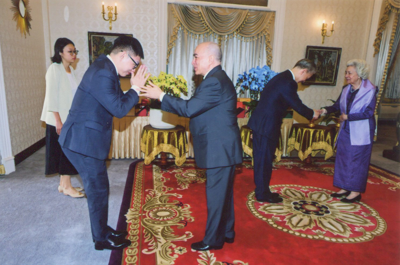 King-Father Norodom Sihanouk of Cambodia - Family of King-Father ...