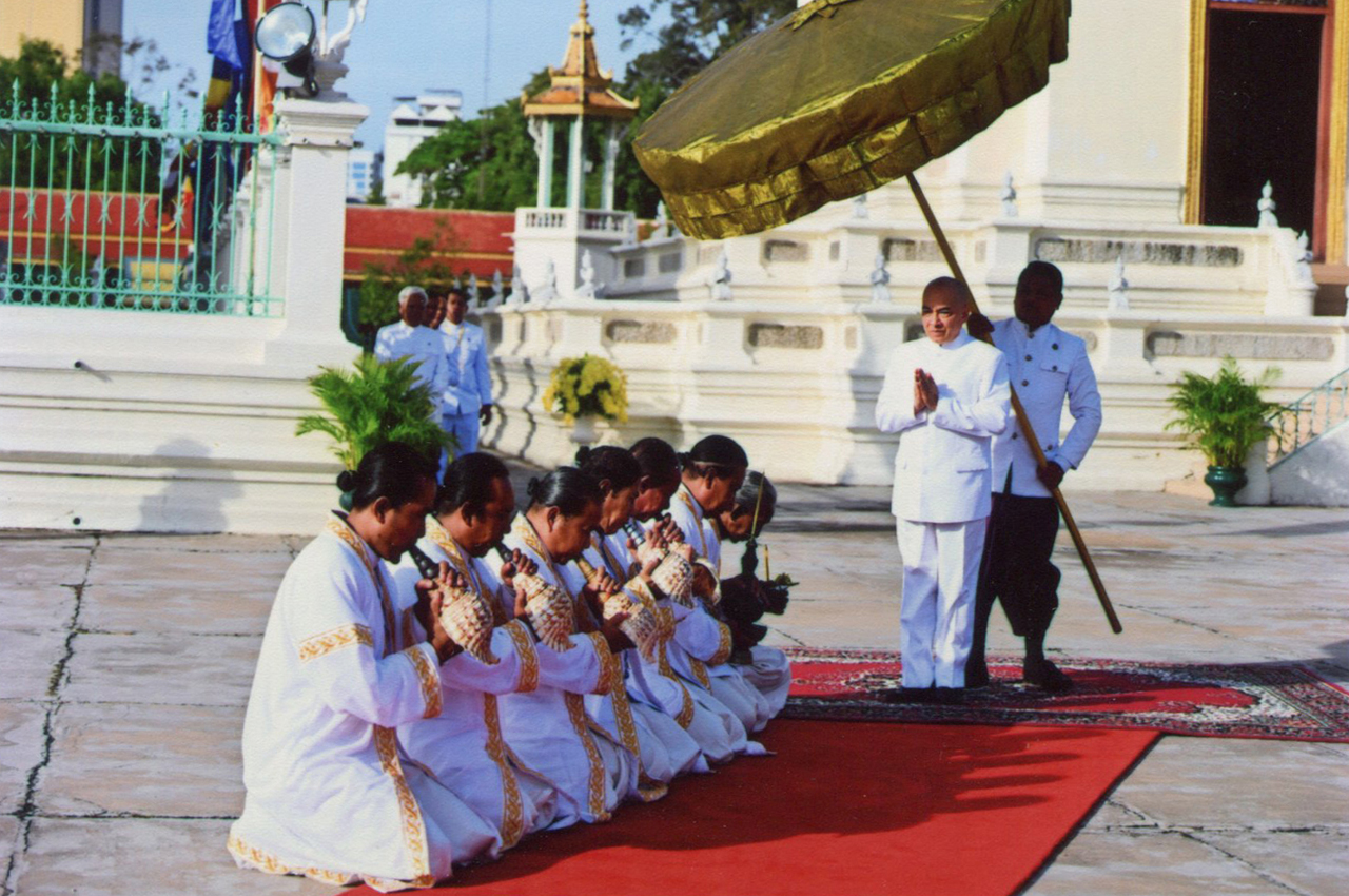 King-Father Norodom Sihanouk of Cambodia - Family of King-Father ...