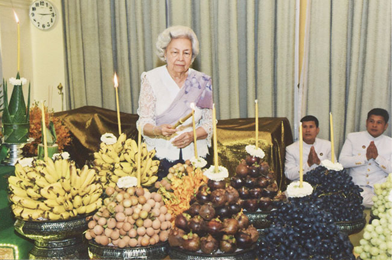 King-Father Norodom Sihanouk of Cambodia - Family of King-Father ...