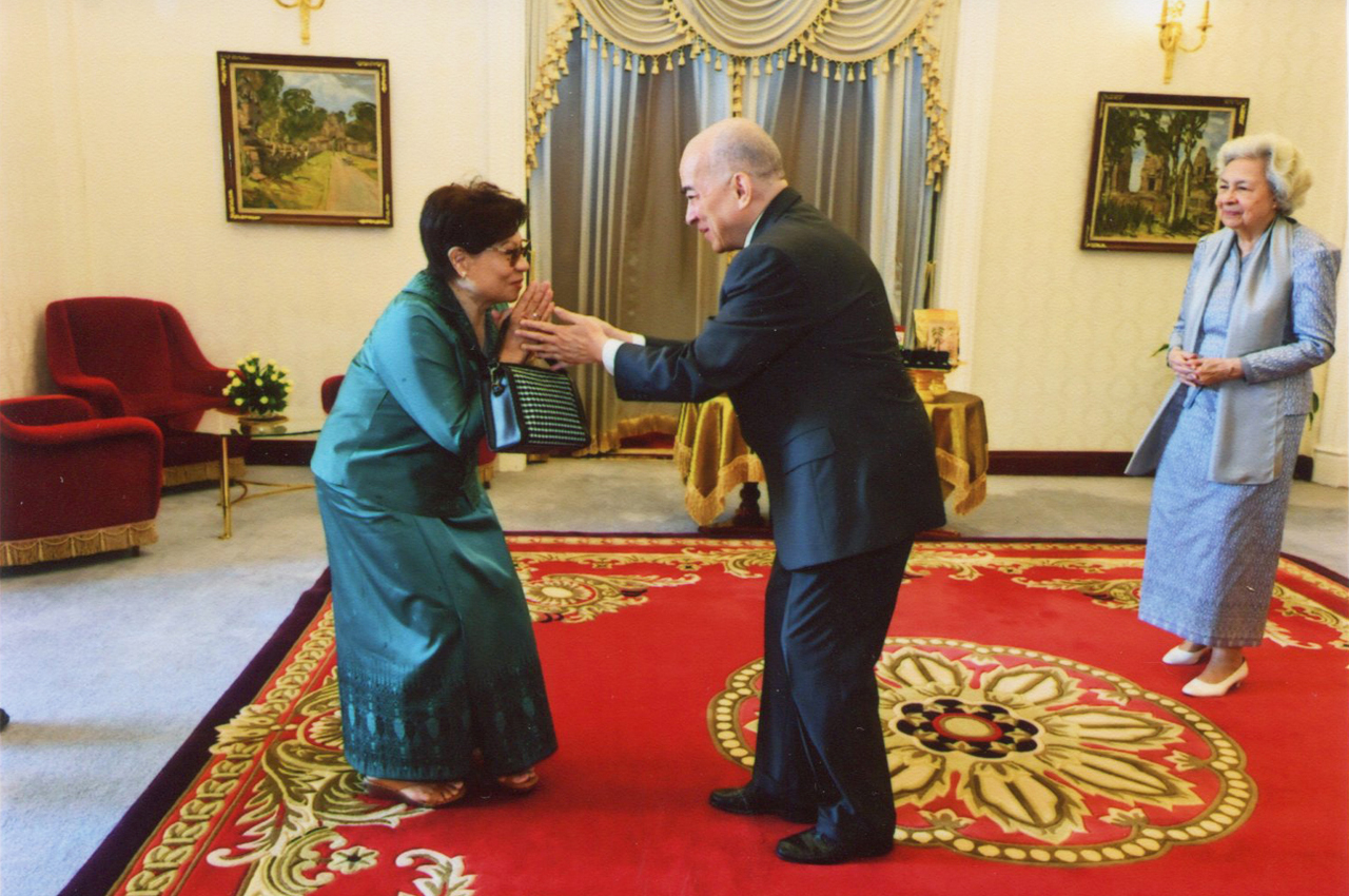 King-Father Norodom Sihanouk of Cambodia - Family of King-Father ...