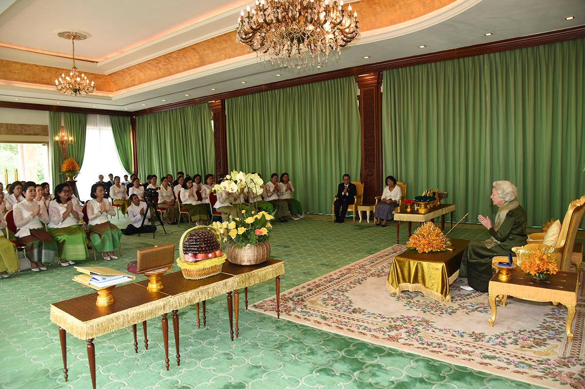 King-Father Norodom Sihanouk of Cambodia - Family of King-Father ...